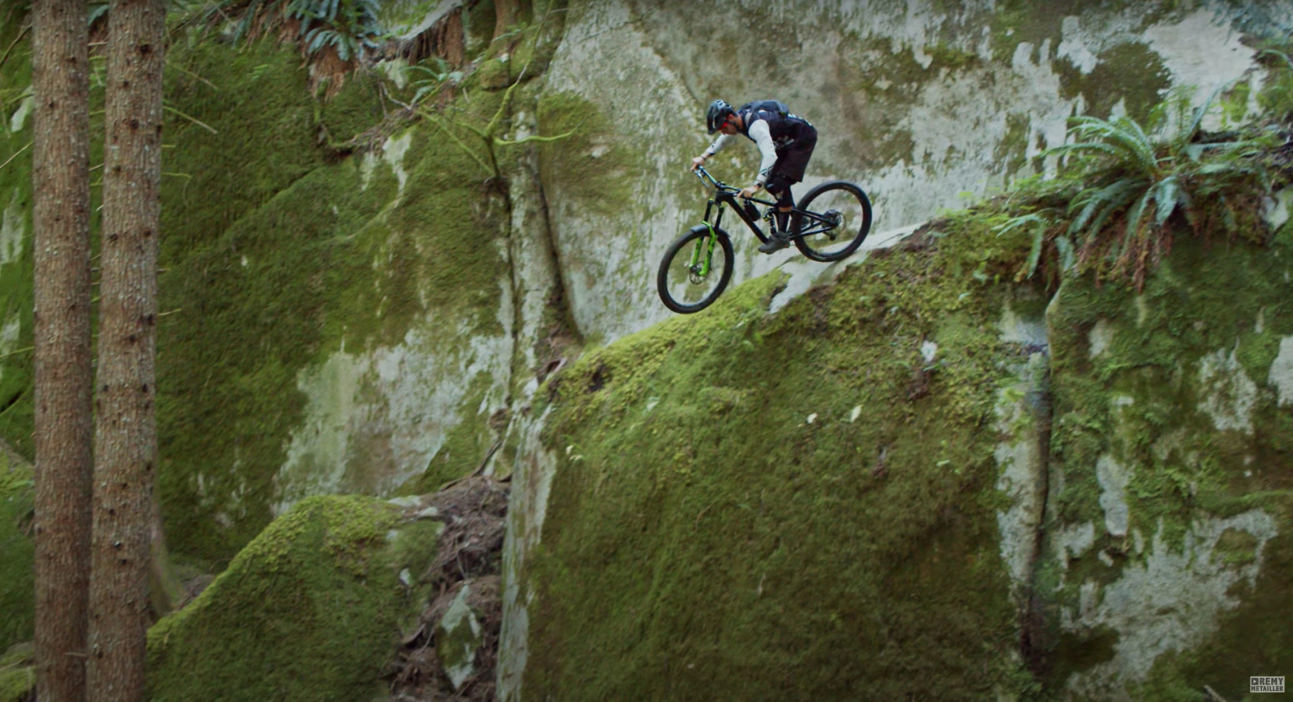 Professional Mountain Biker and YouTube Creator Loses Major Sponsors ...