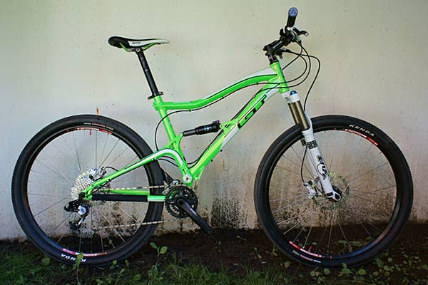 What Is Mountain Bike Fork Offset? - BikeMag