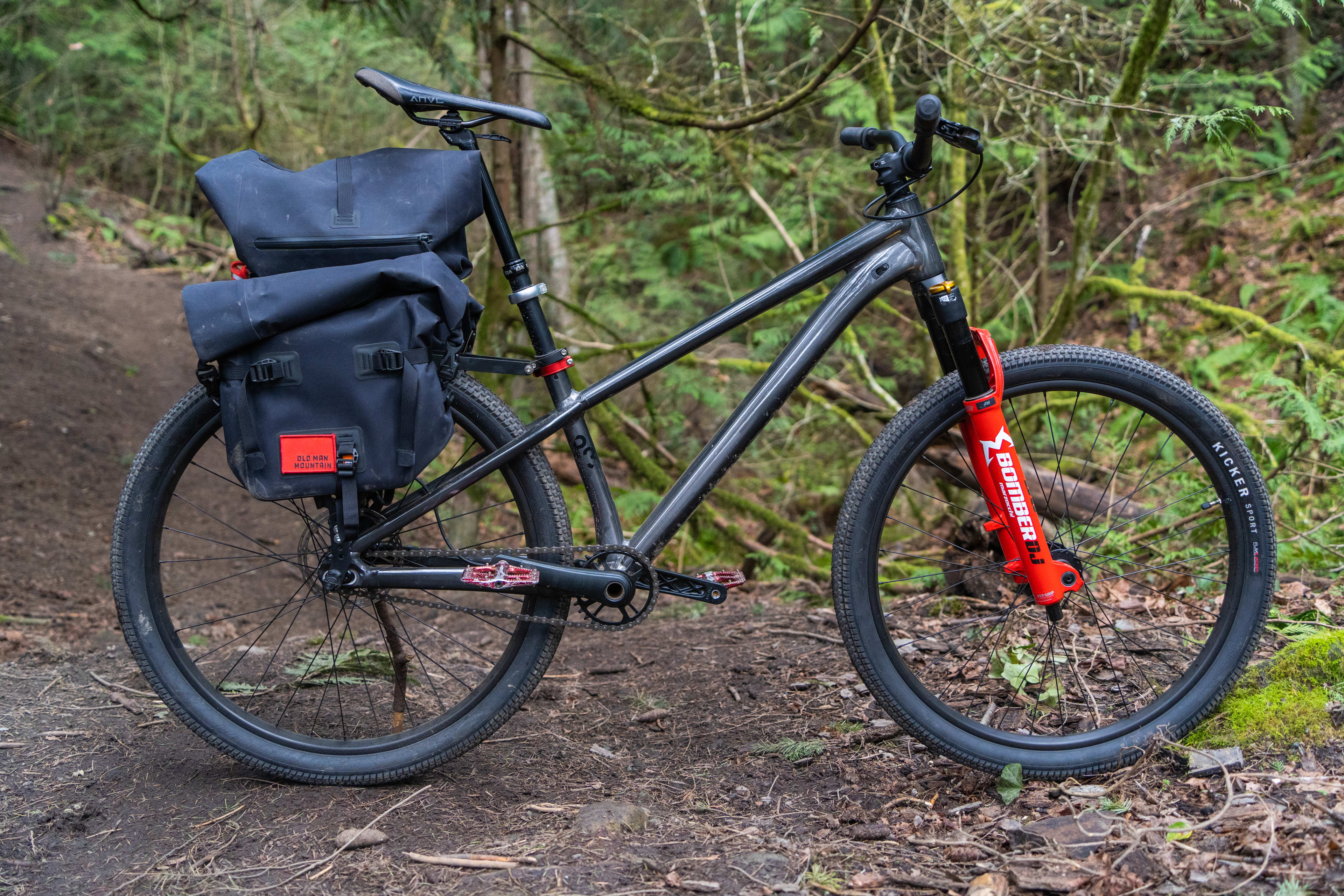 How To Dirt Jump Bike Gear Setup: Ultimate Guide - BikeTro