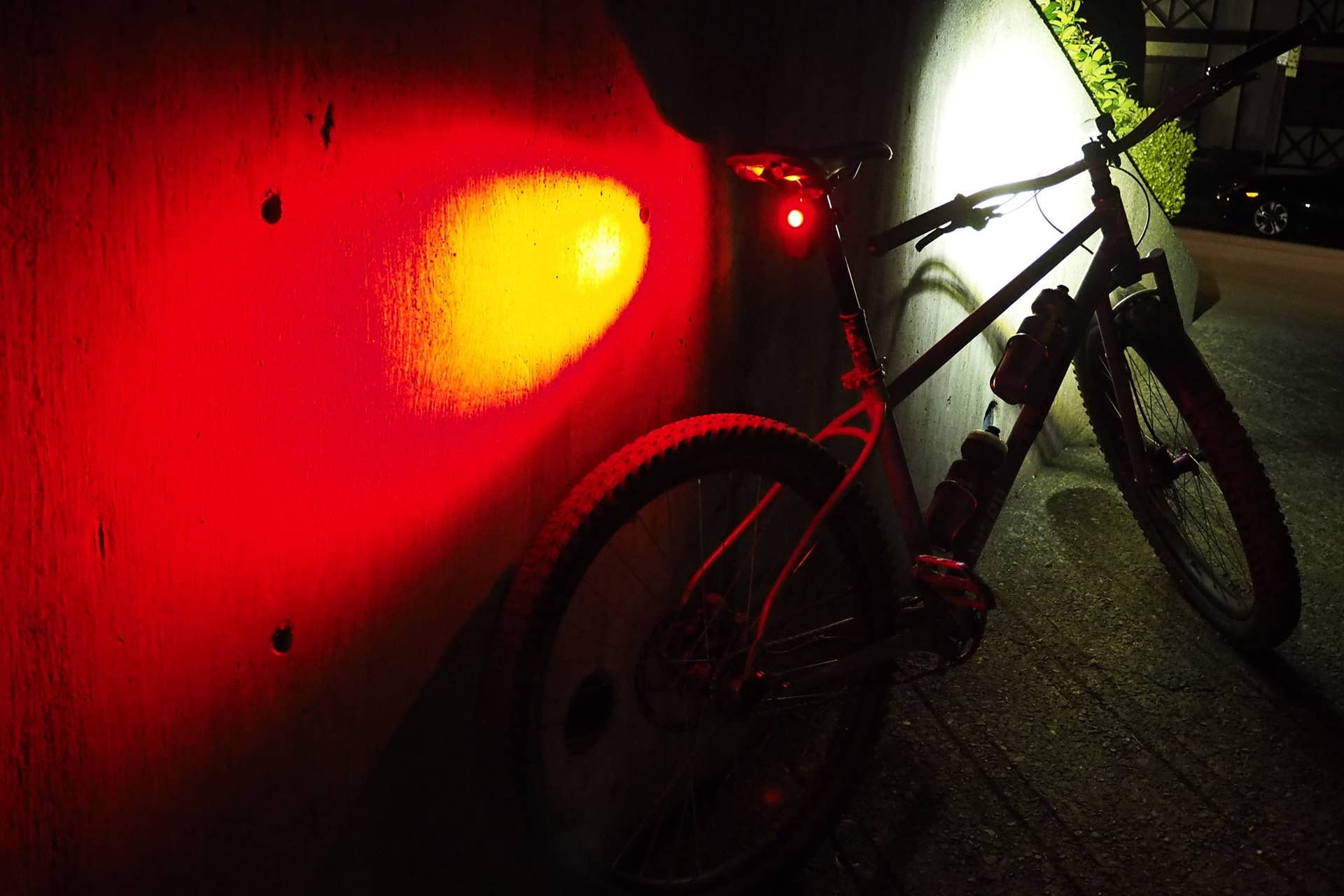 Introducing the Trek TireBackTM Radar Rear Sensor System - BikeMag