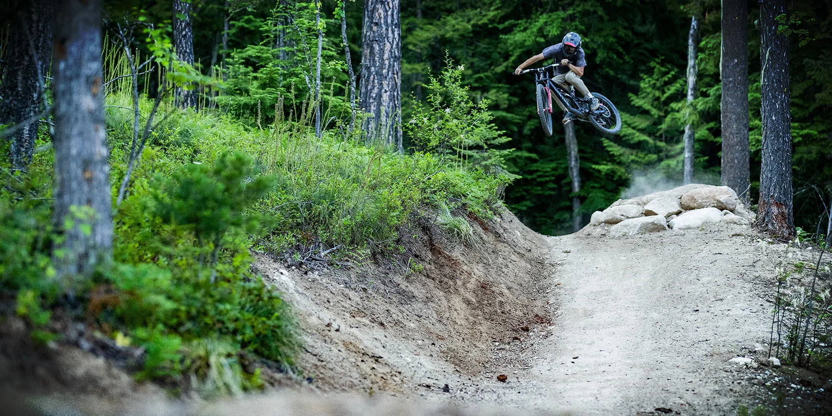 Volcom Releases Mountain Bike Apparel Collection - BikeMag