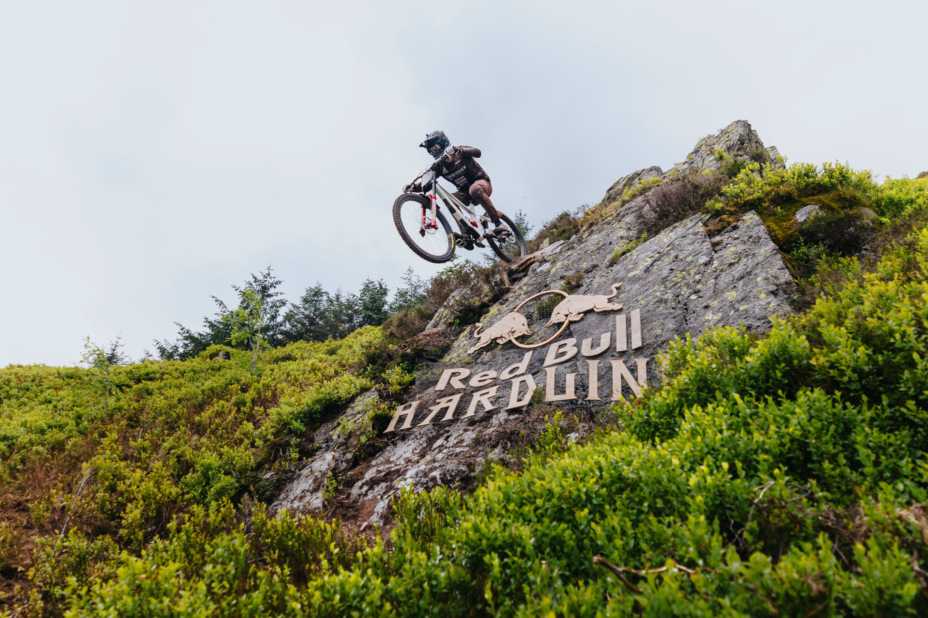The Worlds Best Mountain Bikers Are Headed to Wales - BikeMag