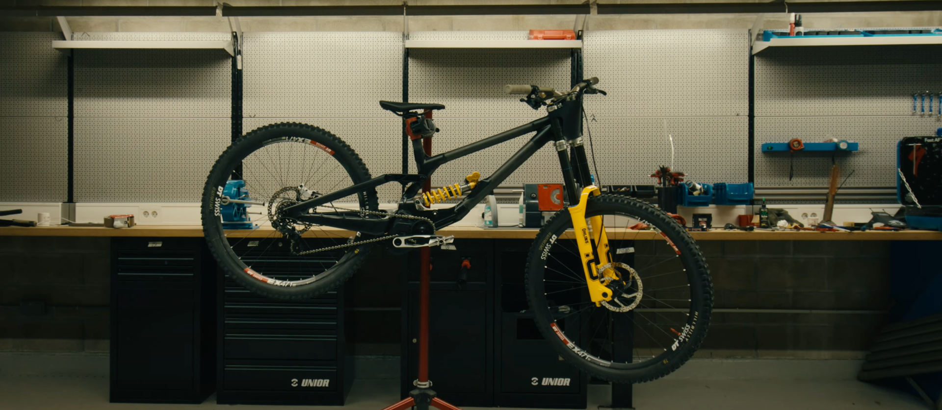 A New Prototype Mountain Bike From Specialized - BikeMag