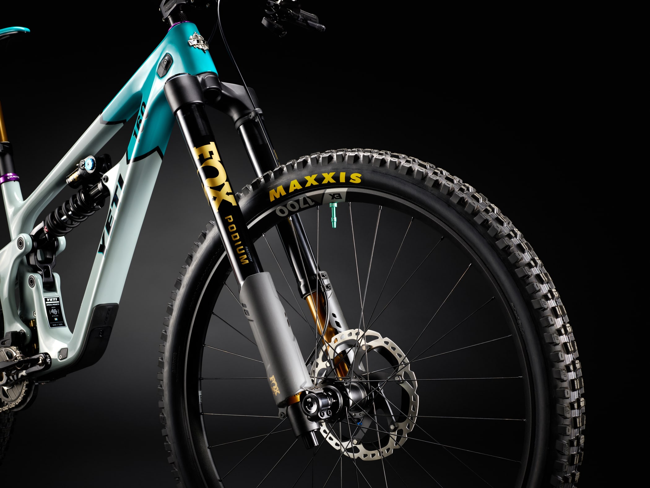 The New Yeti SB160 40th Anniversary Team Issue is Built to Win and Look ...