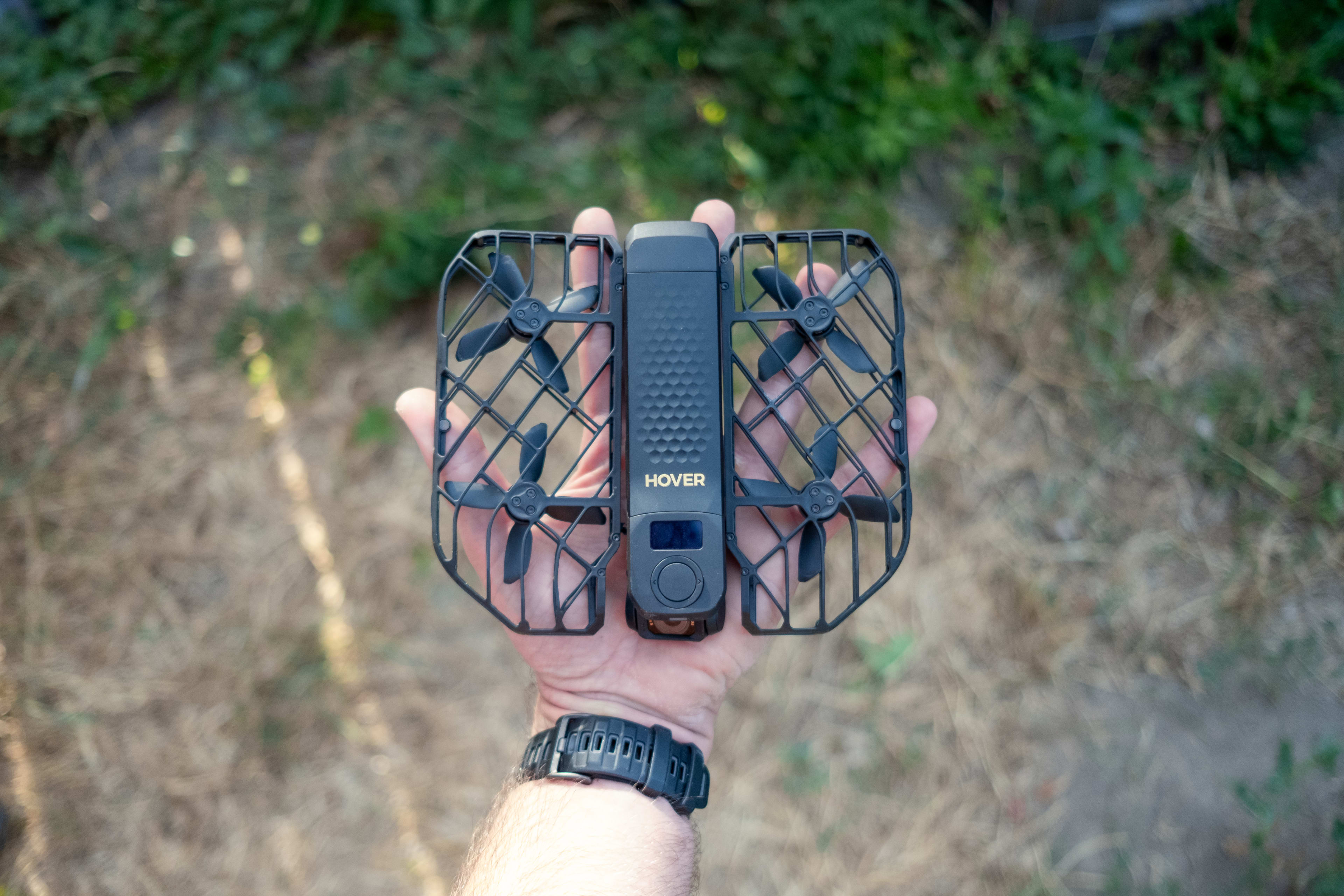 Autonomous Drone vs. Mountain Biking Test - BikeMag