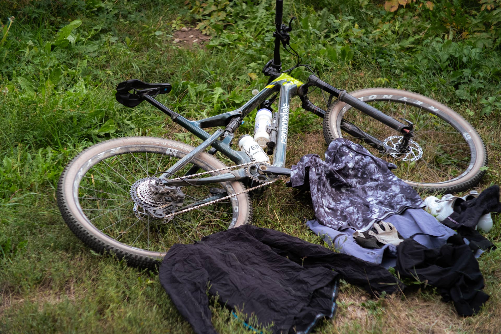 Gifts for Mountain Bikers That They Actually Want - BikeMag