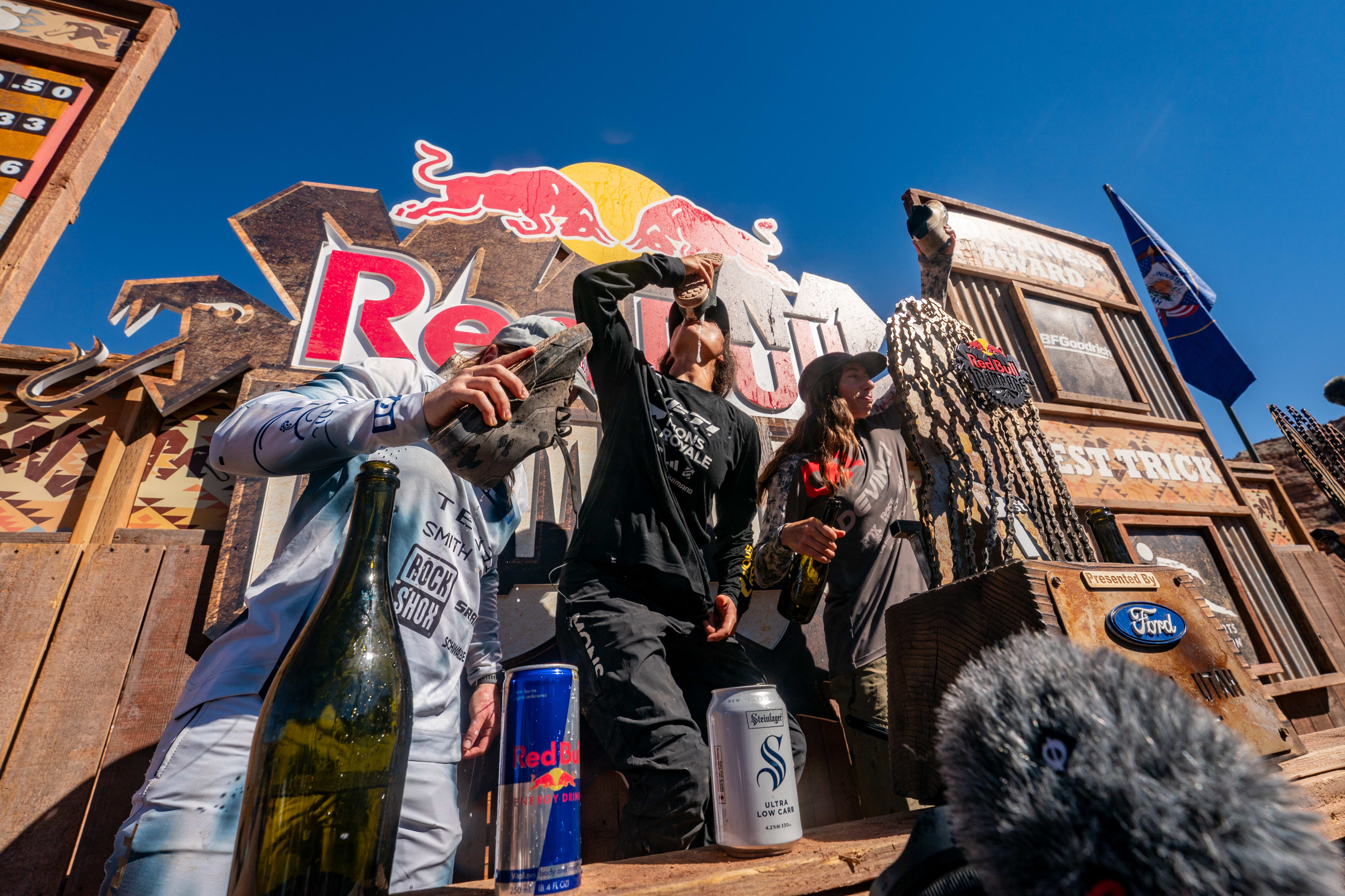 Queens of the Desert: The Women Who Ruled Red Bull Rampage 2025 - BikeMag
