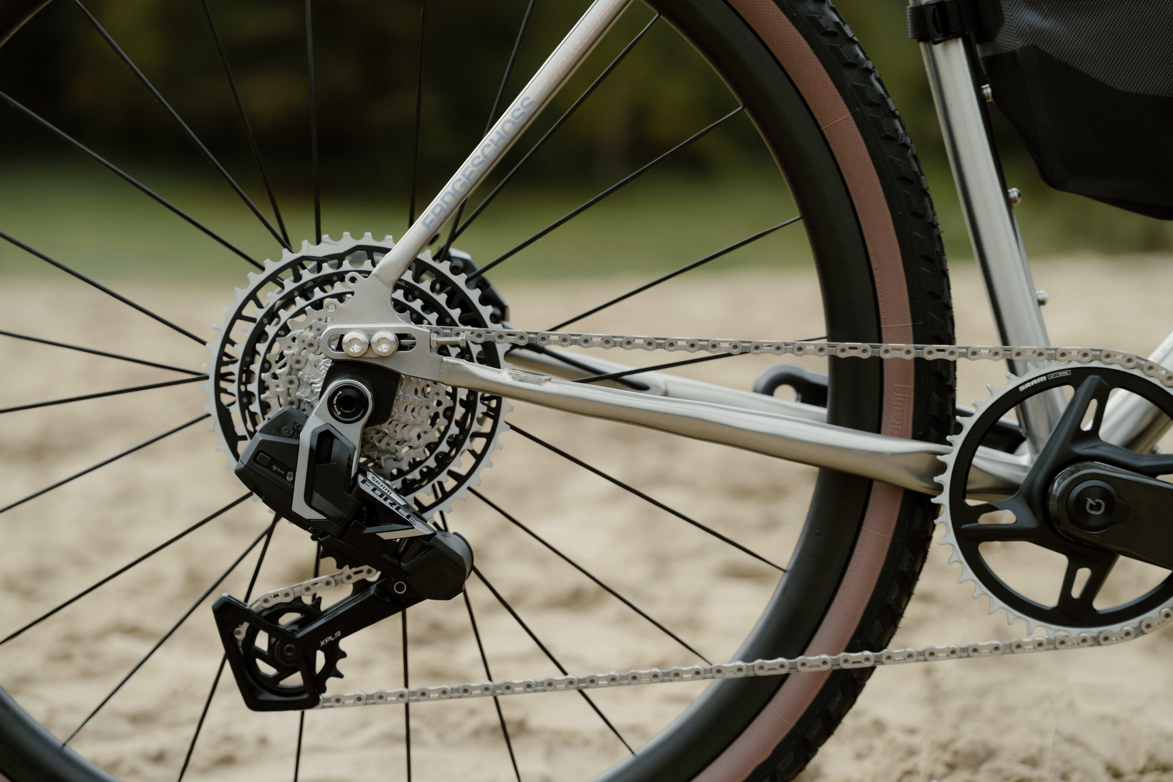 Standert Relaunches the Erdgeschoss: A Stainless-Steel Gravel Bike ...