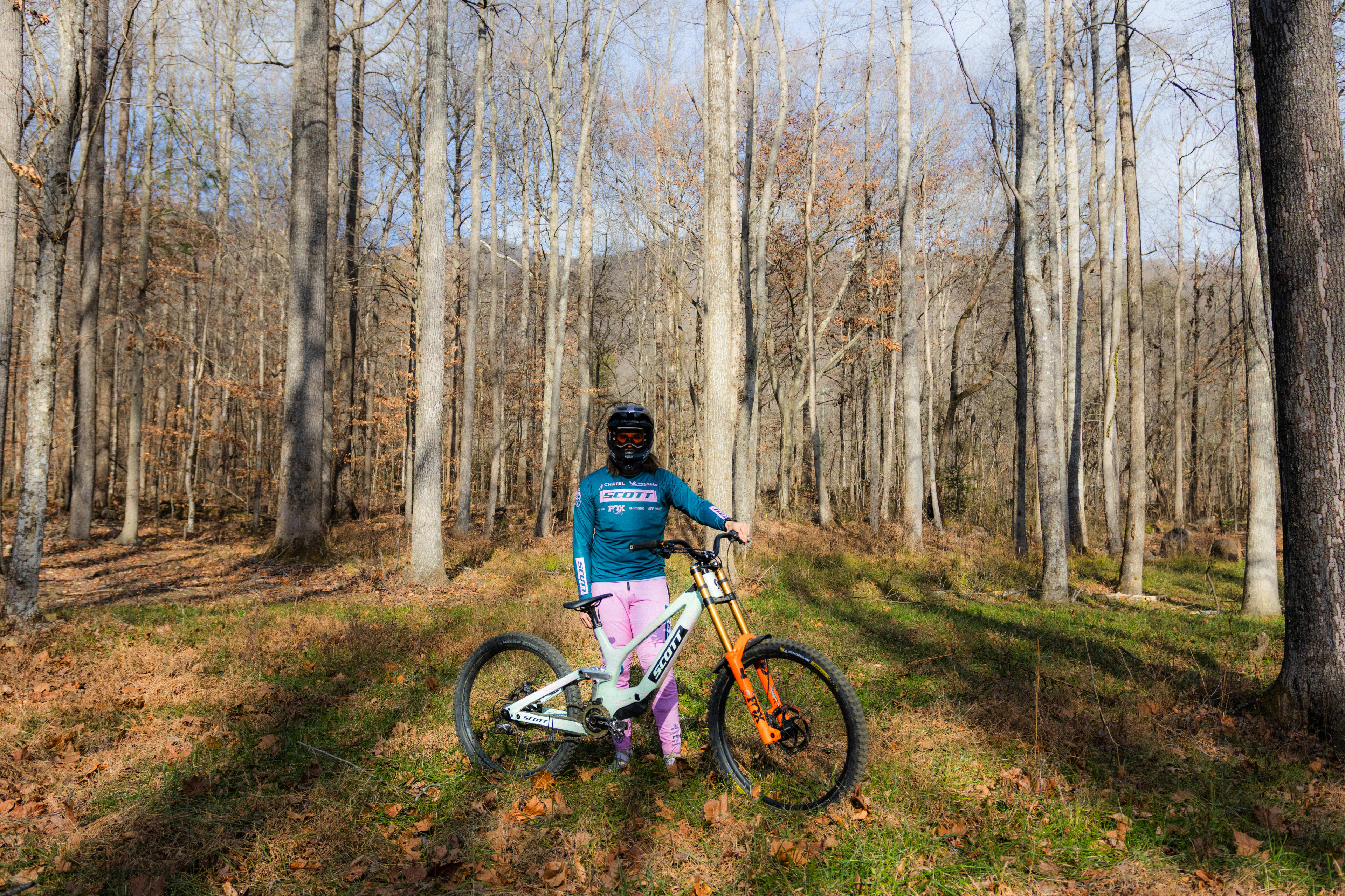 Dakotah Norton and Jess Blewitt Join Scott DH Factory Racing - BikeMag