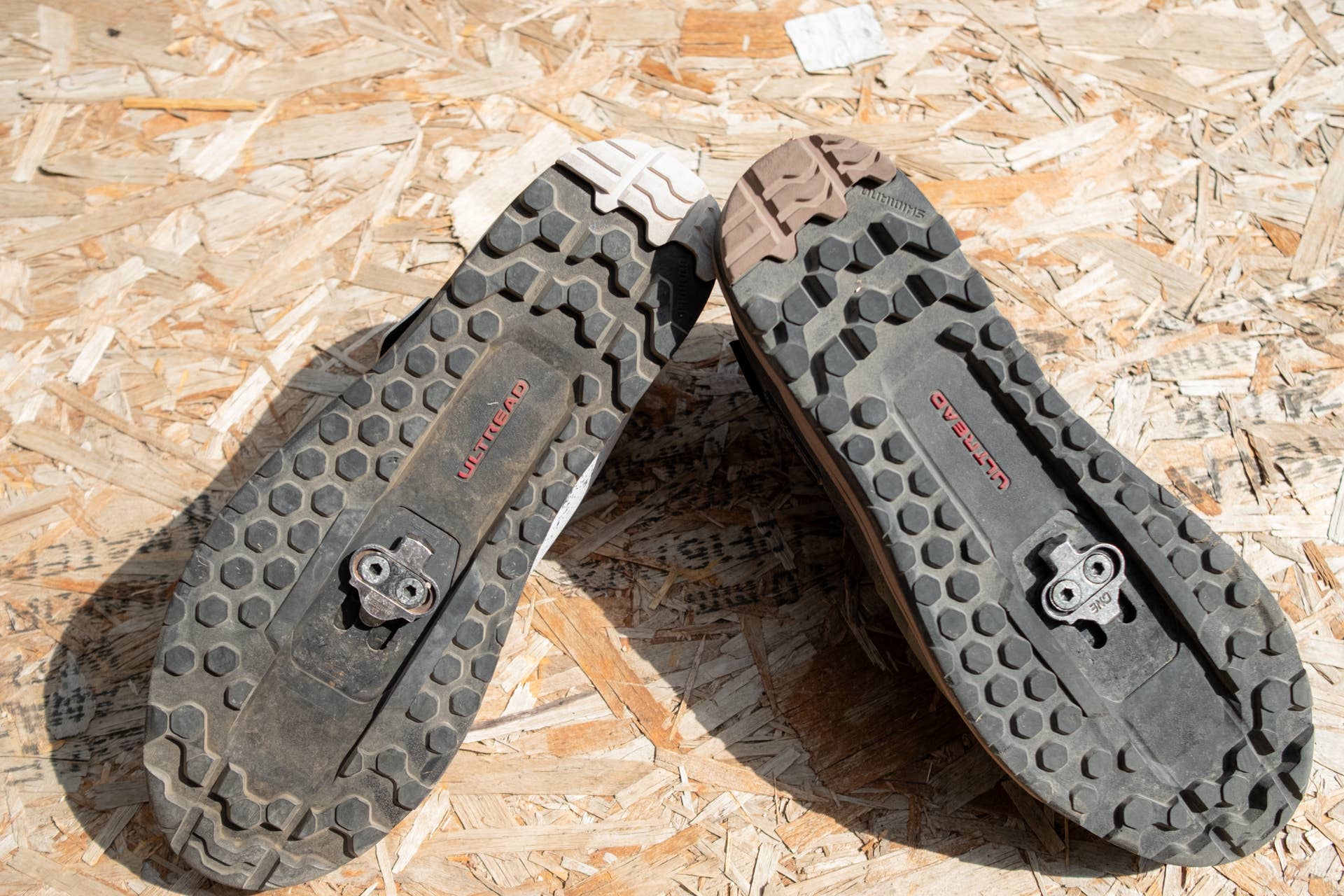 Tested: Back-to-Back Comparison of Shimano’s Flagship Enduro MTB Shoes ...