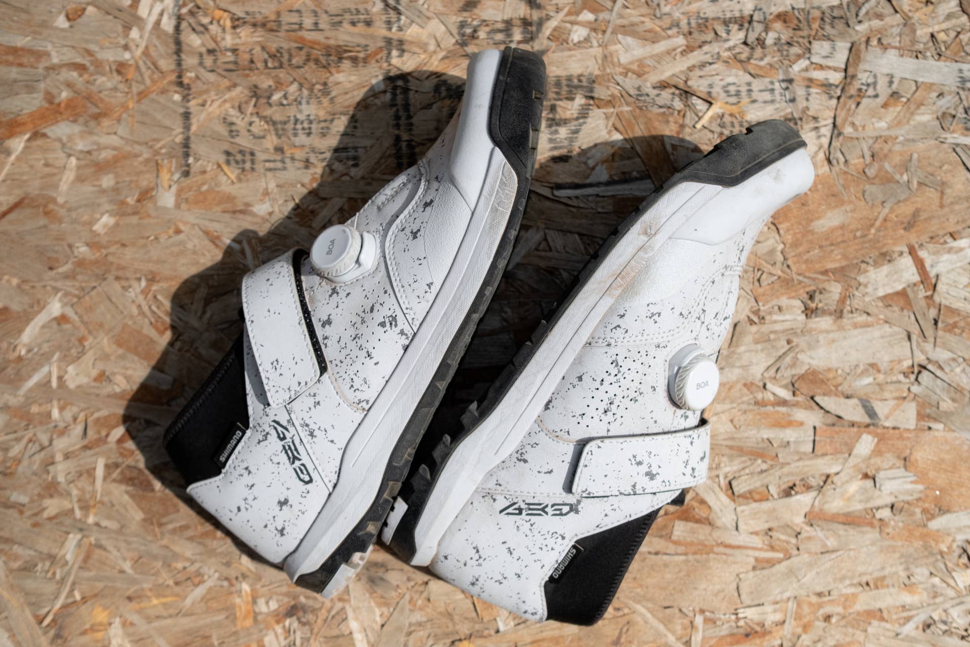 Tested: Back-to-Back Comparison of Shimano’s Flagship Enduro MTB Shoes ...